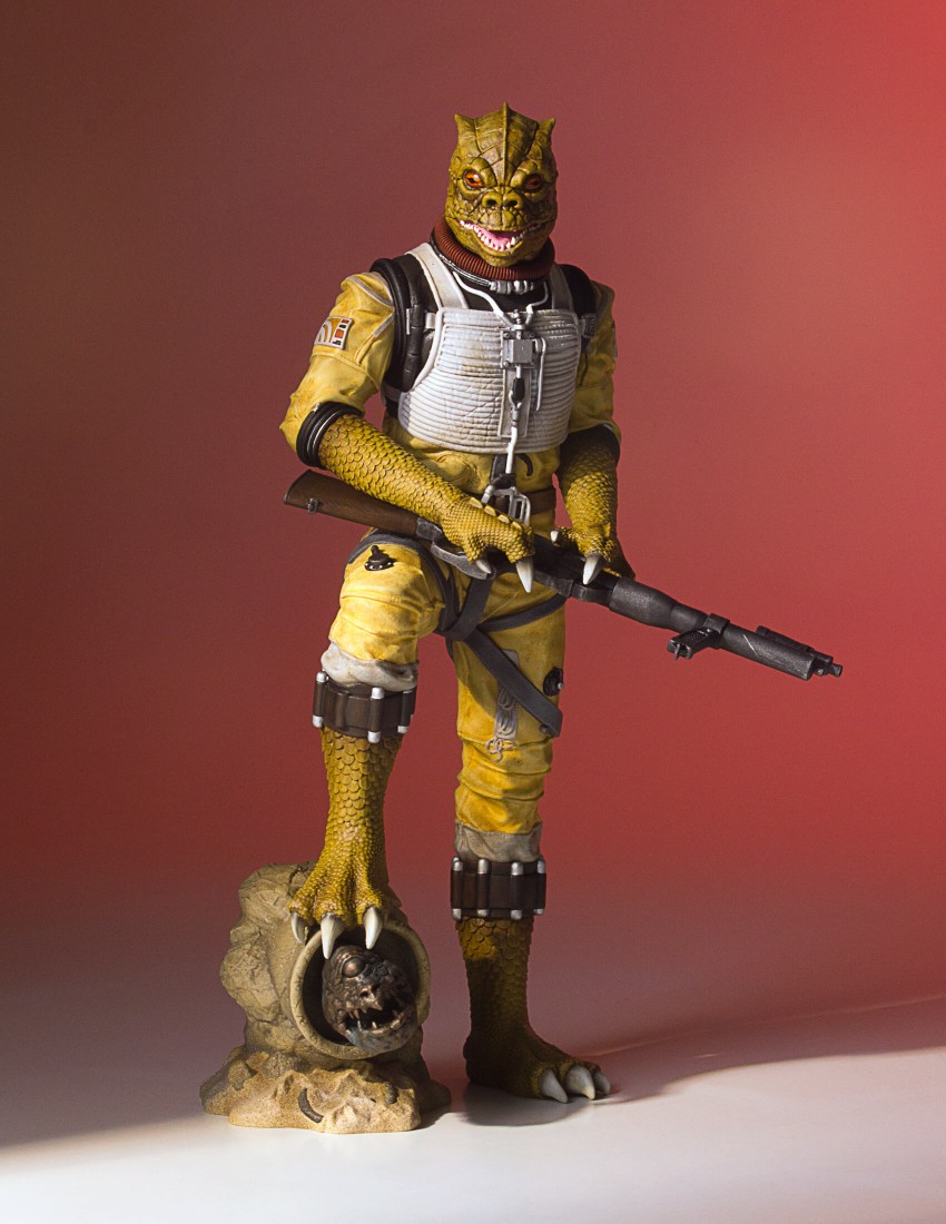 Bossk - Gentle Giant (Statues) Collector's Gallery