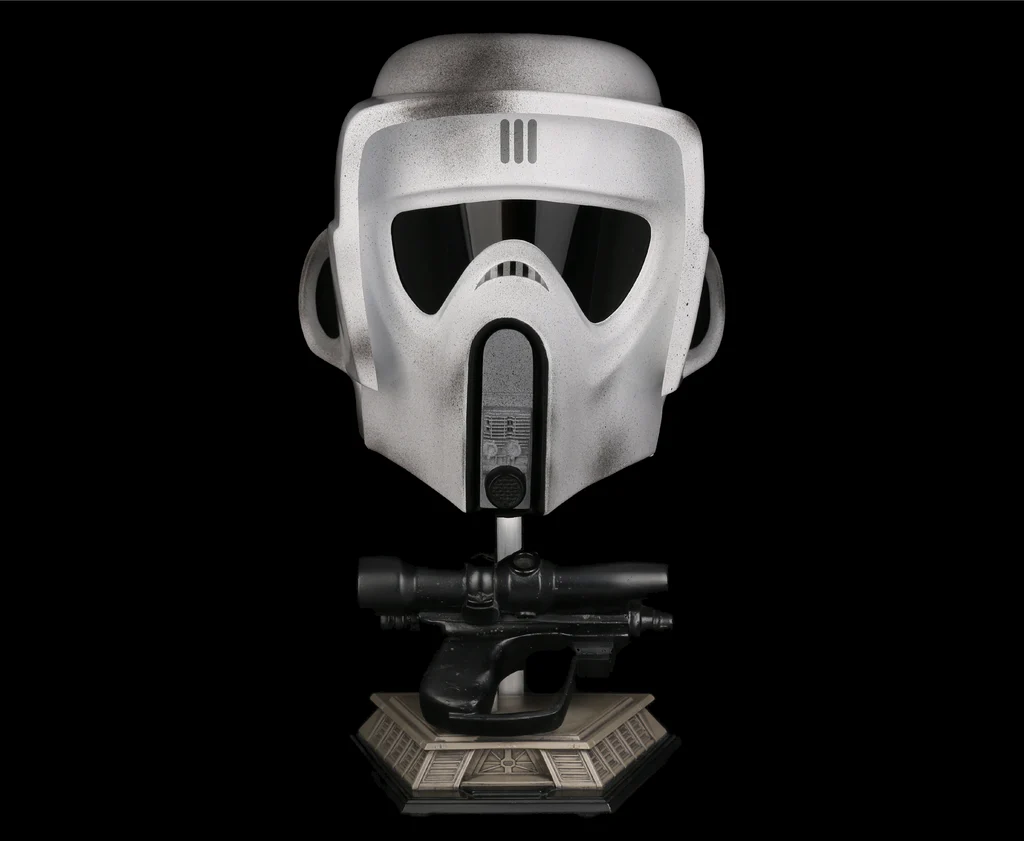 Blaster | Scout Trooper with Blaster - Star Wars EFX Legend Helmets