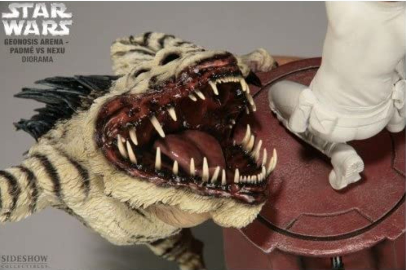 Nexu | Padme vs. Nexu - Sideshow Dioramas Basic Dioramas