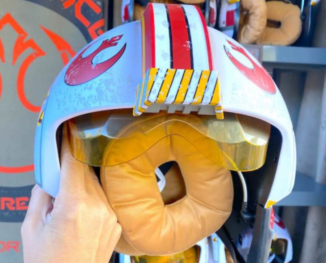 X-Wing Pilot 2 - Galaxy's Edge (Resistance Supply) Replica Helmets