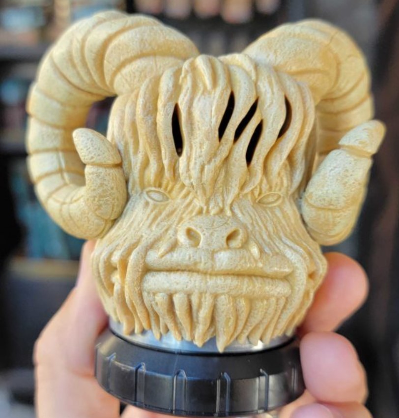 Krayt Dragon - Galaxy's Edge (Creature Stall) Lightsaber Pommel