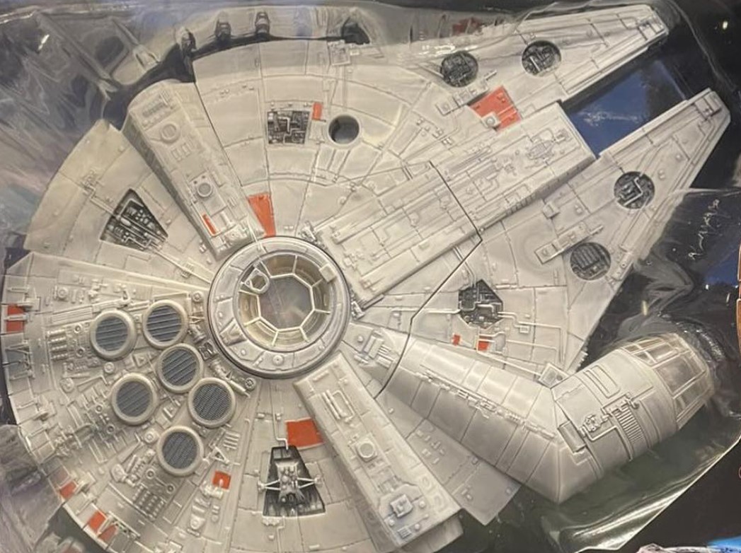Millennium Falcon (Batuu) - Micro Galaxy Squadron Assault Class