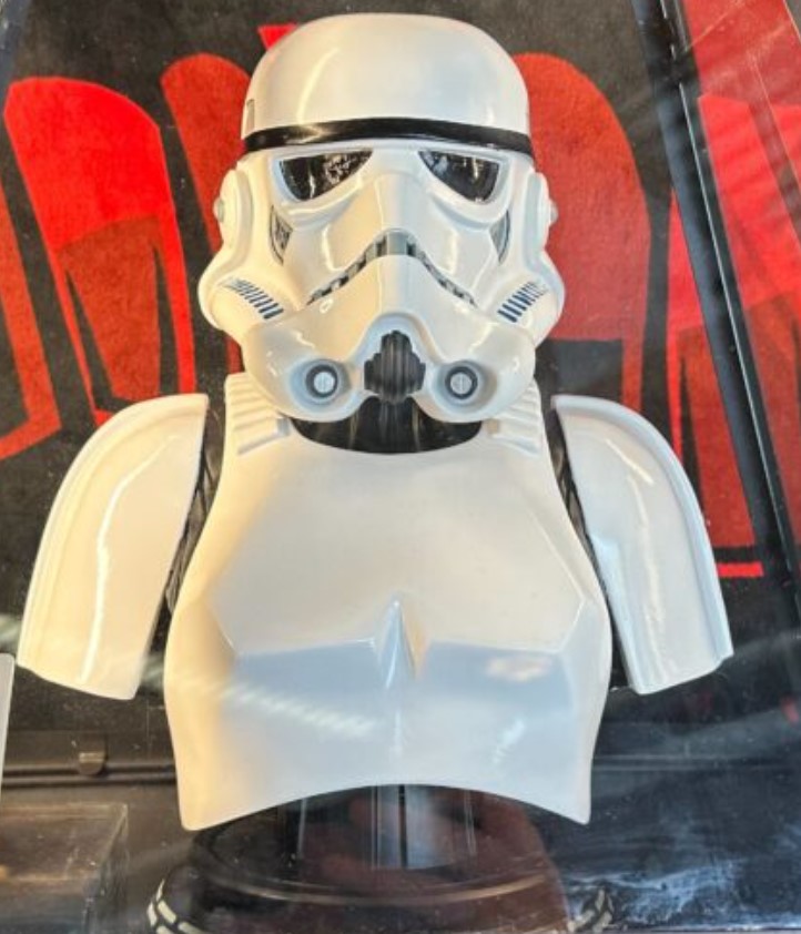 Stormtrooper - Galaxy's Edge (First Order Cargo) Busts
