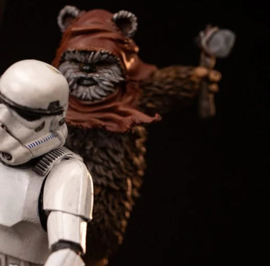 Widdle | AT-ST & Chewbacca - Star Wars Iron Studios Demi Art Scale