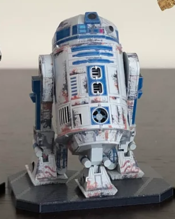 R2-D2 | Droid Kit - Star Wars Metal Earth Droid Depot Metal Kit