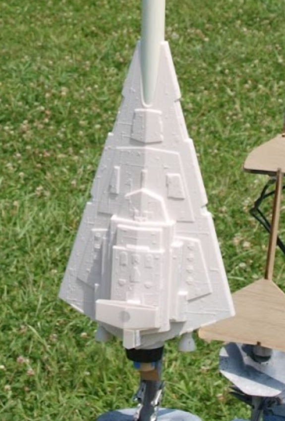Star Destroyer - Star Wars Estes (Renaissance) Flying Model Rocket