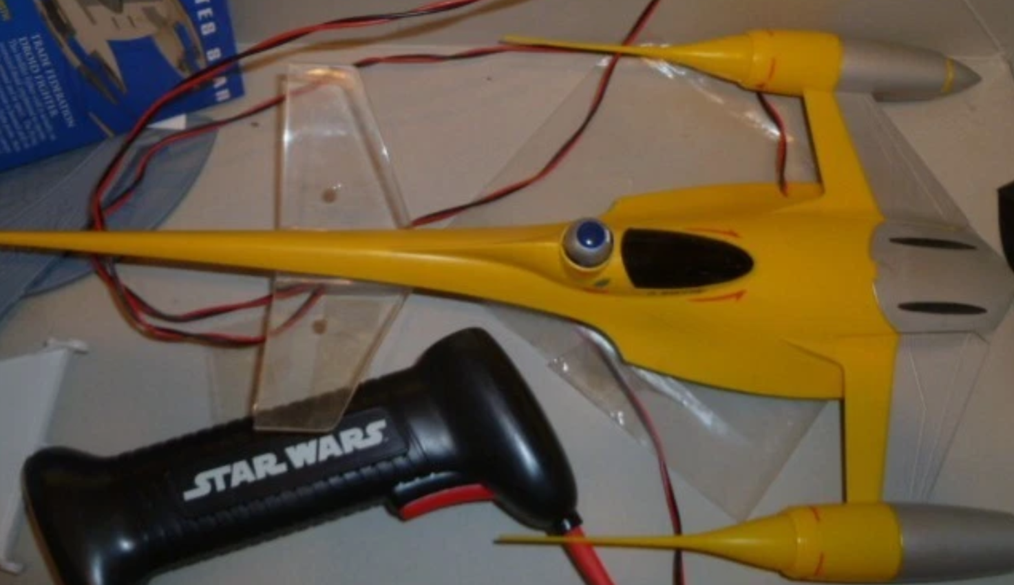 Electric Remote Control Naboo Fighter - Star Wars Cox Control Line Fighter