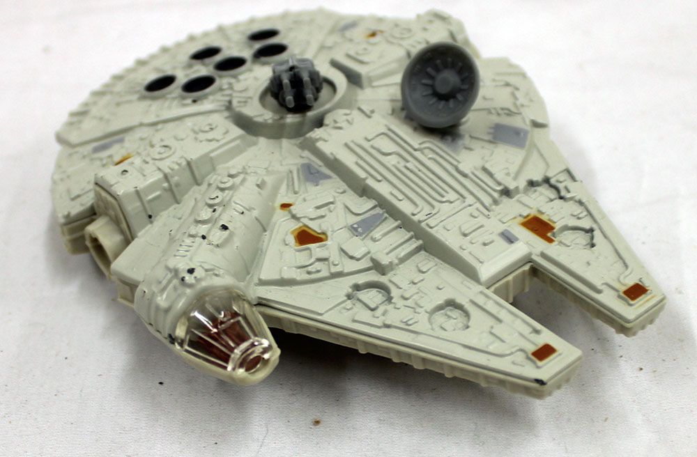 Millennium Falcon - Star Wars Die-Cast Vehicle