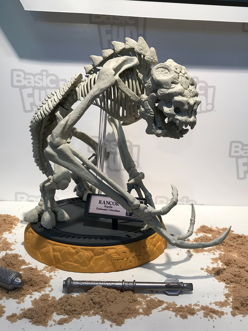 Rancor Skeleton Dig - Star Wars Science Projects