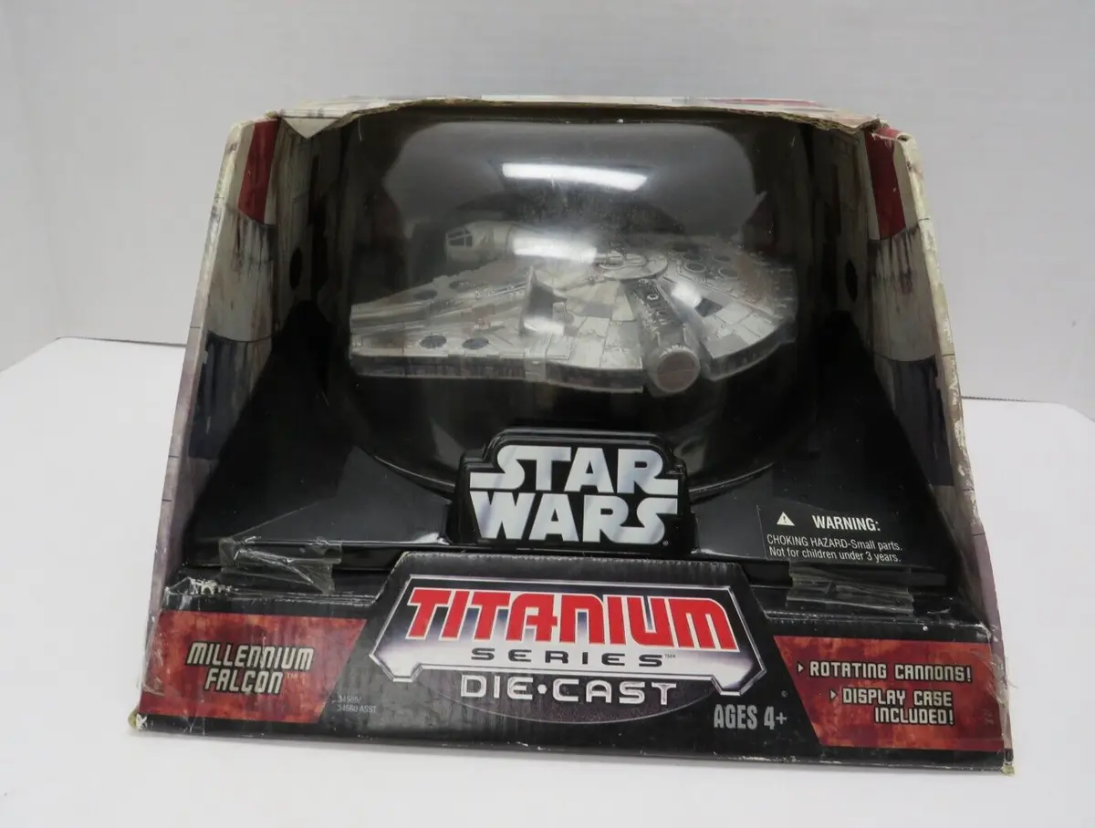 Millennium Falcon - Titanium Series Ultra Vehicles