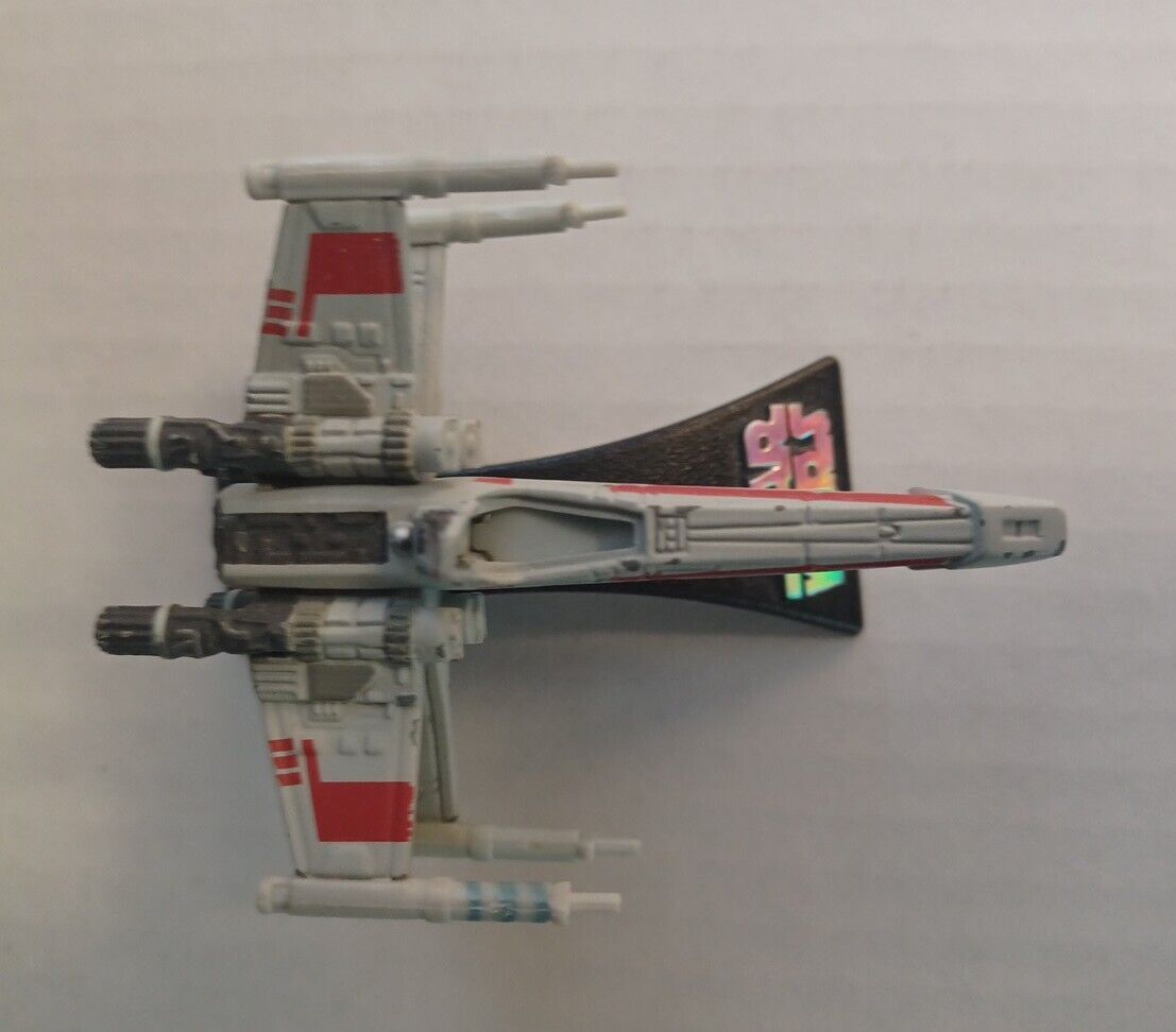 X-Wing Starfighter (Biggs Red 3) - Titanium Series Die-Cast Vehicle