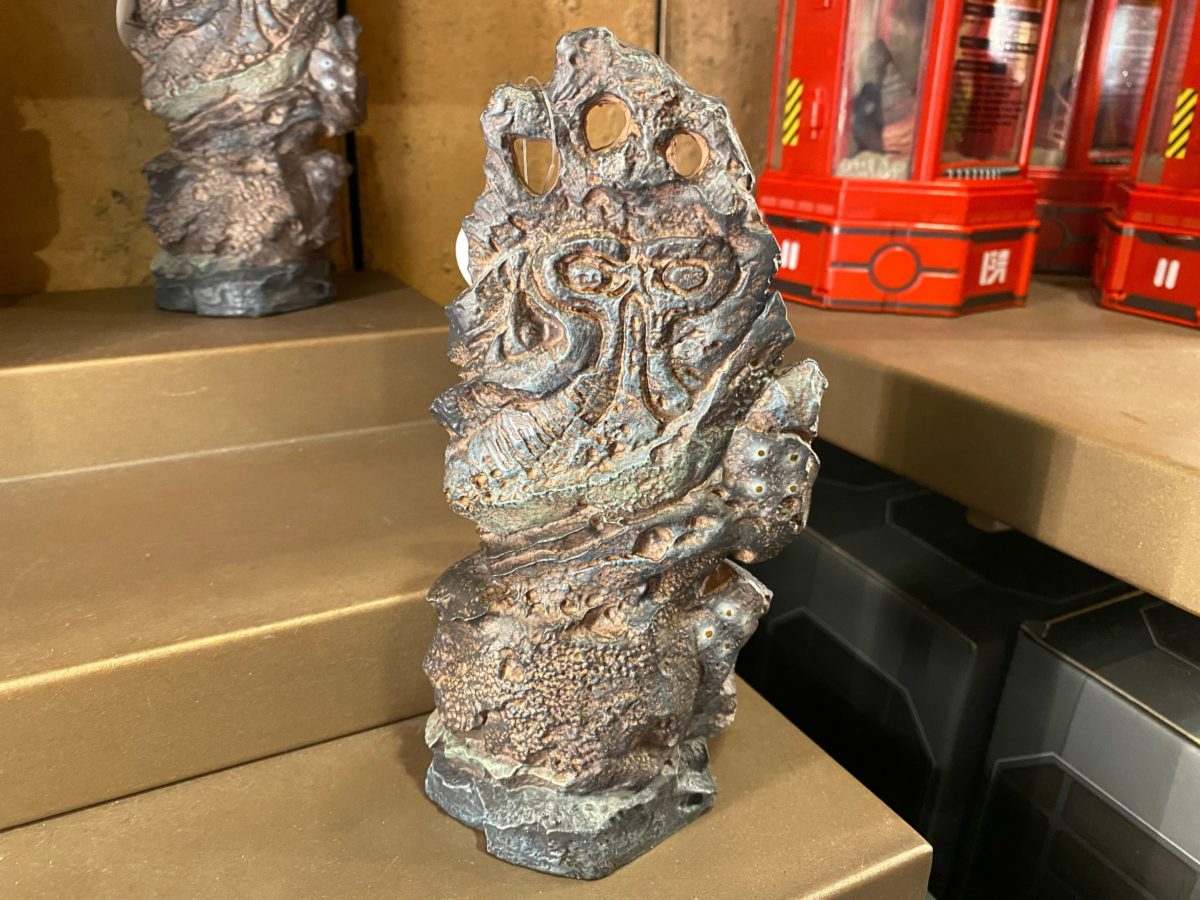 Ithorian Gravestone - Galaxy's Edge (Dok Ondar's) Statues